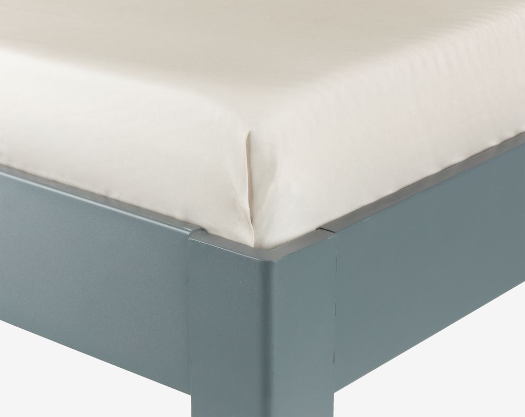 Простыня SANDRA